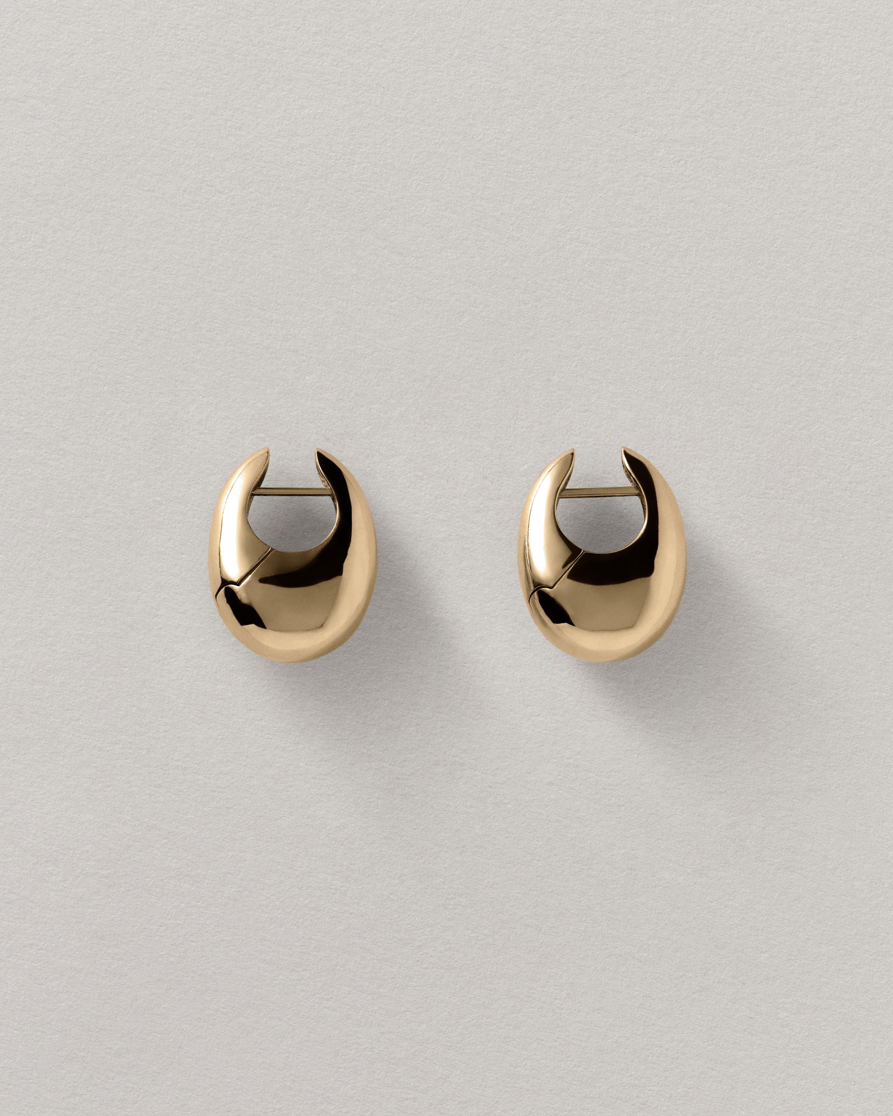 Sloping Hinge Hoops – Annika Inez